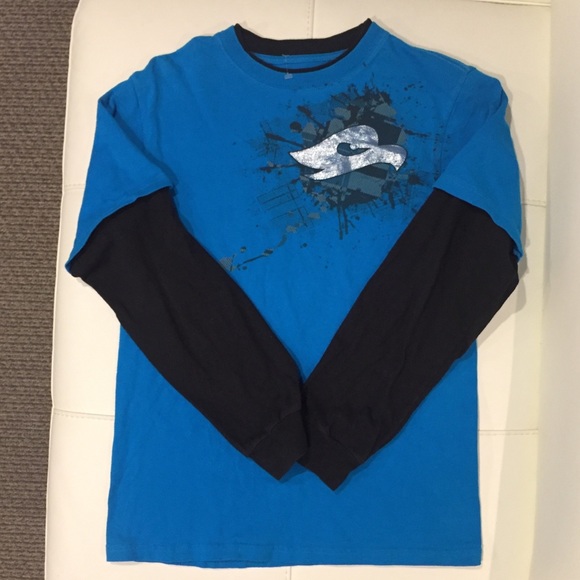 Hawke & Co | Shirts & Tops | Very Cool Hawk Full Sleeve Tshirt | Poshmark